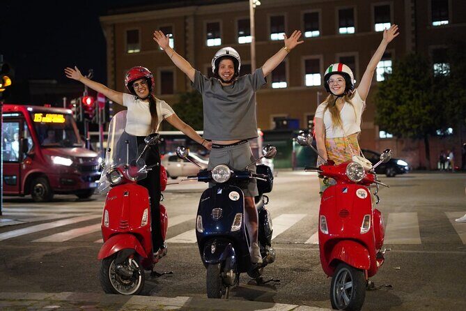 Vespa Scooter Night Tour in Rome with Professional Photographer - What Makes This Tour Stand Out