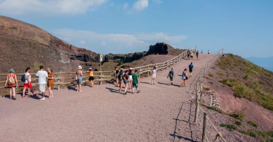 Vesuvius and Pompeii Transfer + Entrance for the Vesuvio - The Experience from Reviews: Authentic Insights