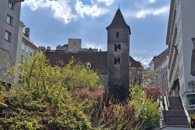 Vienna City Walk 3h - Unpacked & Hidden Places (DE/EN) - Museums, Palaces, and the Cultural Core