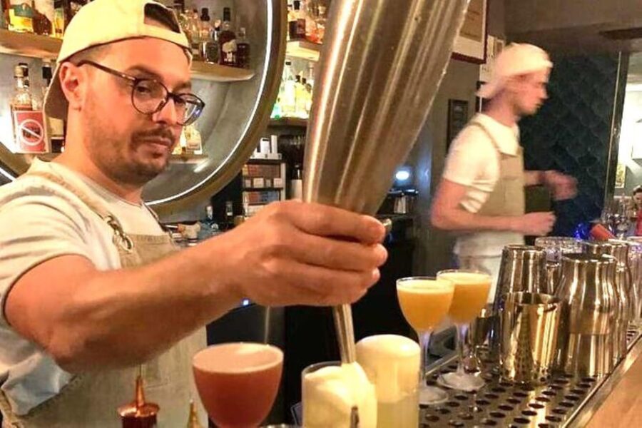 Vienna Nightlife Tour: Dinner, Drinks & Rooftop Bar - Why You Should Consider This Tour