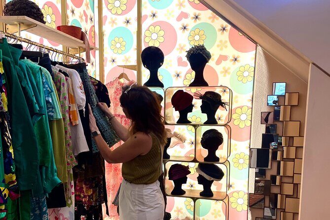 Vintage Shopping Tour in Milan - What to Expect at Each Stop
