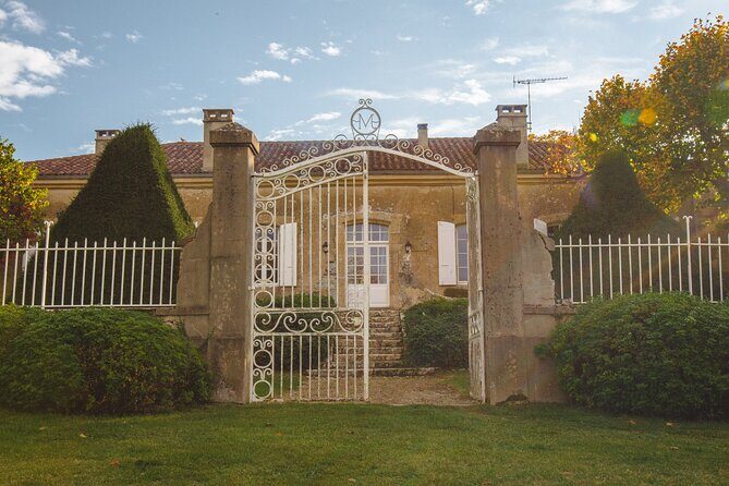 Visit and wine tasting: The Musketeers' wine - Who Will Enjoy This Tour?