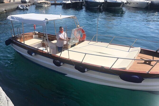 Visit Costiera Sorrento Coast Between history and legend - Navigating the Experience