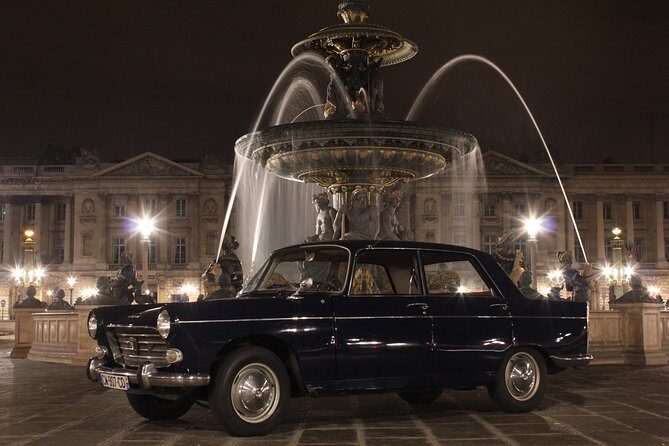 Visit Paris in a vintage car - Practical Details: Comfort, Price, and Booking