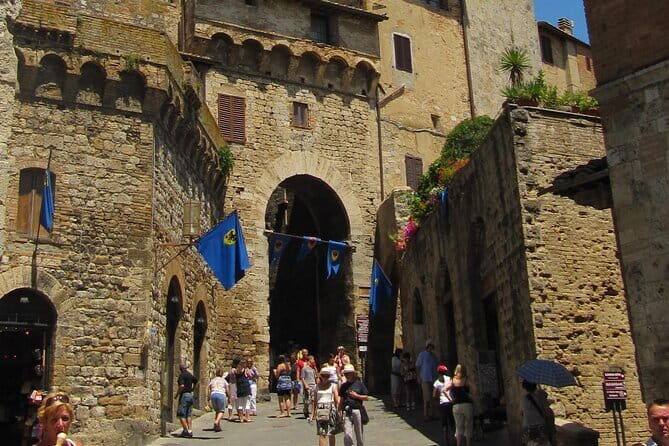 Volterra and San Gimignano: a taste of medieval Tuscany! - Transportation and Timing