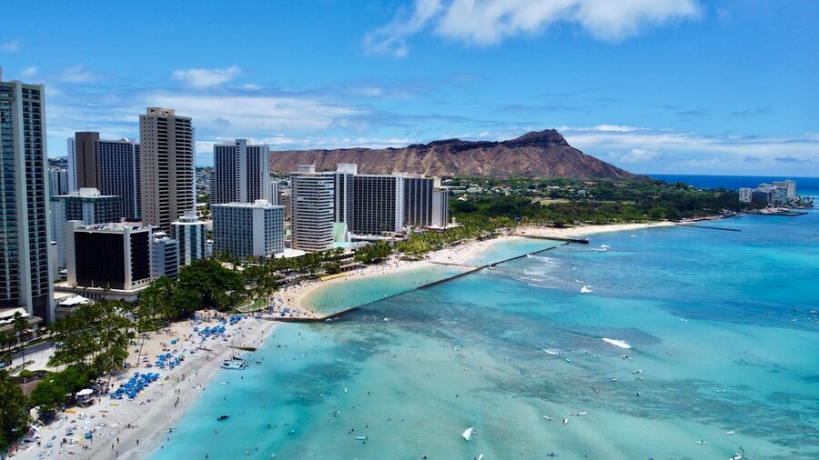 Aerial view of Waikiki Beach and Diamond Head in Honolulu Hawaii