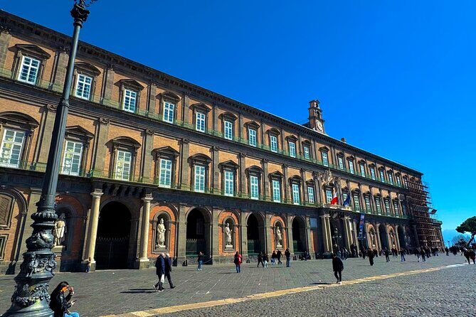 Walking Tour - Explore the Heart of Naples - Transportation & Group Dynamics