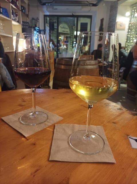 Walking Tour in Siena with Tastings and Stories - Why This Tour Works