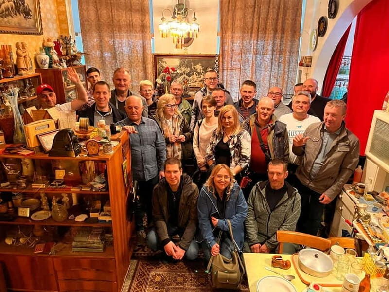 Warsaw: "Cheers on Wheels" Vodka Tasting Tour by Retro Bus - What to Expect from the Tour