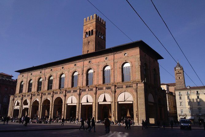 Welcome to Bologna! Private Walking Tour - Palazzo del Podestà and the Arcades – Medieval Governance and Architectural Charm