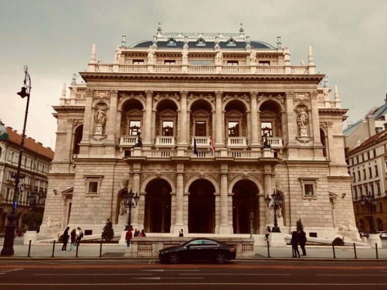Welcome to BUDA and PEST Private Walking tour - The Sum Up