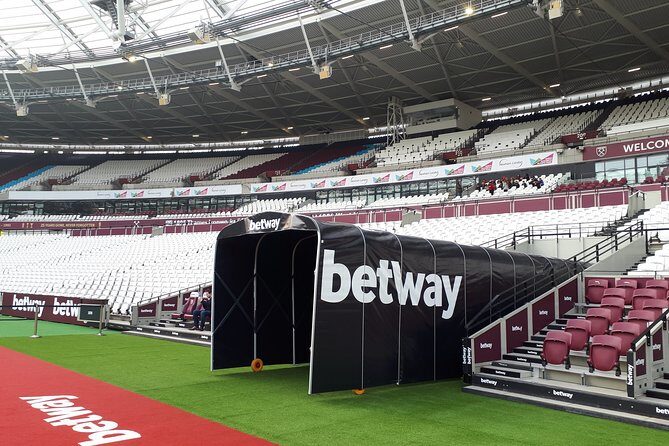 West Ham United FC London (Olympic) Stadium Tour - The Experience Guides and Their Role