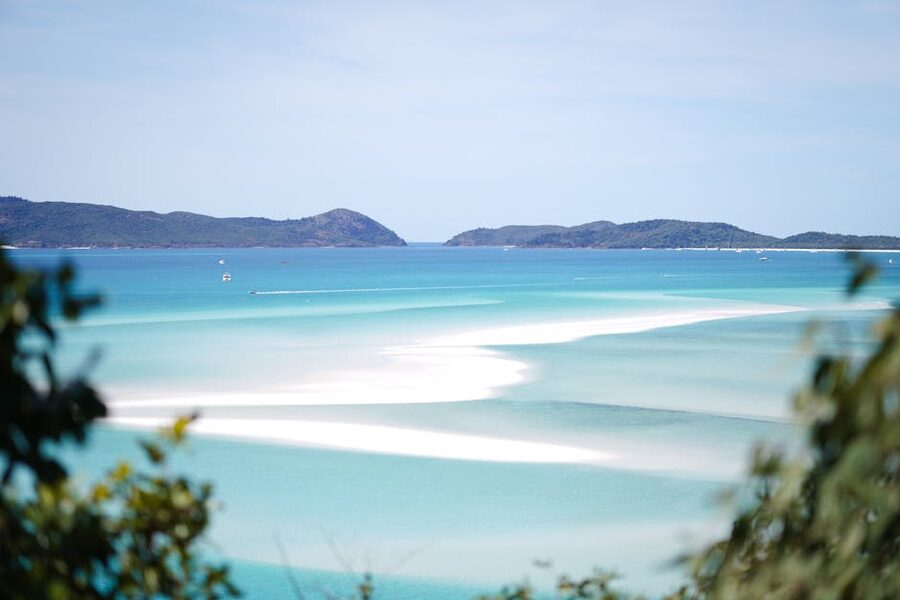 Whitehaven Beach pristine turquoise waters and white sands