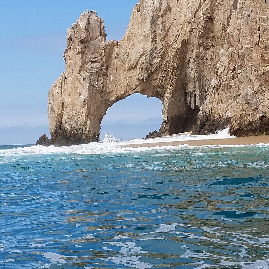 The Arch of Cabo San Lucas from the water
