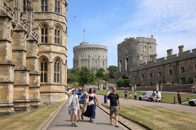 Windsor Castle Private Tour in Executive Vehicle With Admission - Who Will Love This Tour?