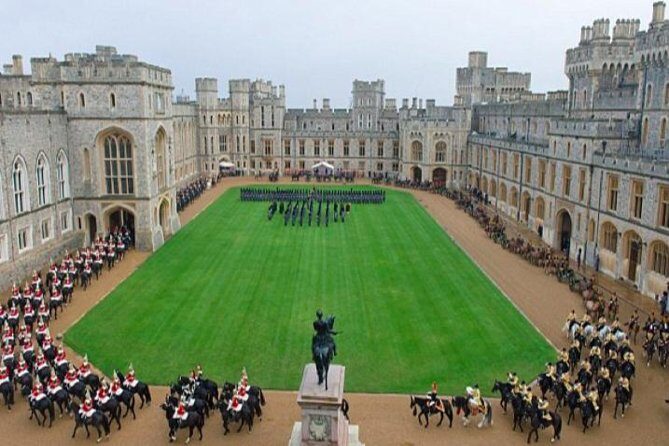 Windsor Castle private vehicle service from London with Admission tickets - Additional Information and Practical Tips