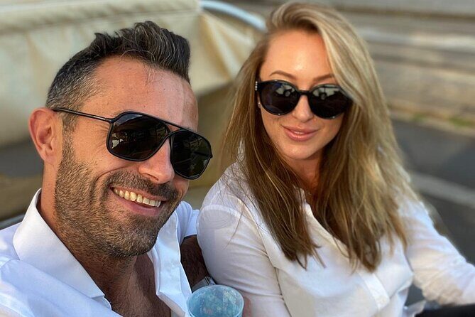 Wine Picknick overlocking vienna - The Journey Begins in Vienna