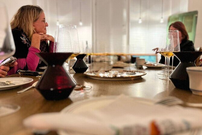 Wine Tasting in Lyon Small Group, Curated Wines - FAQs