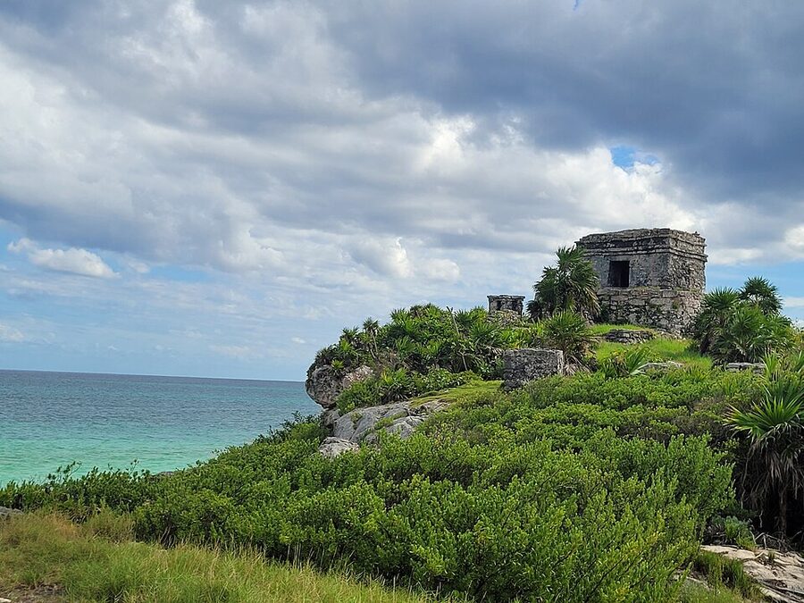 Templo del Viento at Tulum ruins