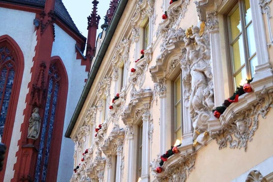 Würzburg: Brückenschoppen Winter Edition (guided tour with mulled wine) - What to Expect: The Experience
