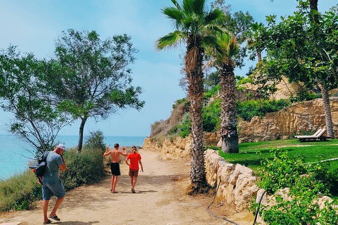 XploreMe! - Coral Bay Scavenger Hunt Outdoor Activity - Detailed Breakdown of the Itinerary