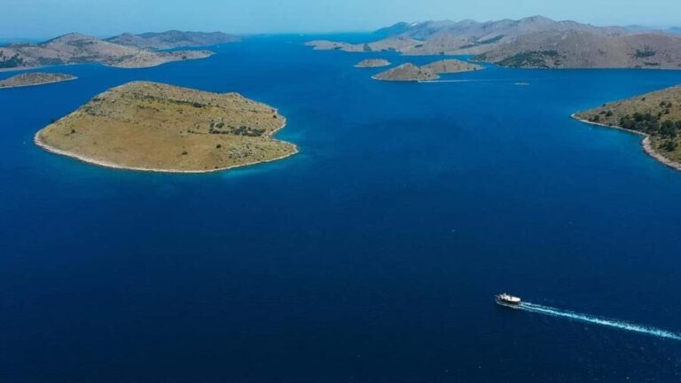 Zadar: Boat Tour to Kornati Secluded Bay, Local Life & Lunch - What Makes This Tour Stand Out?