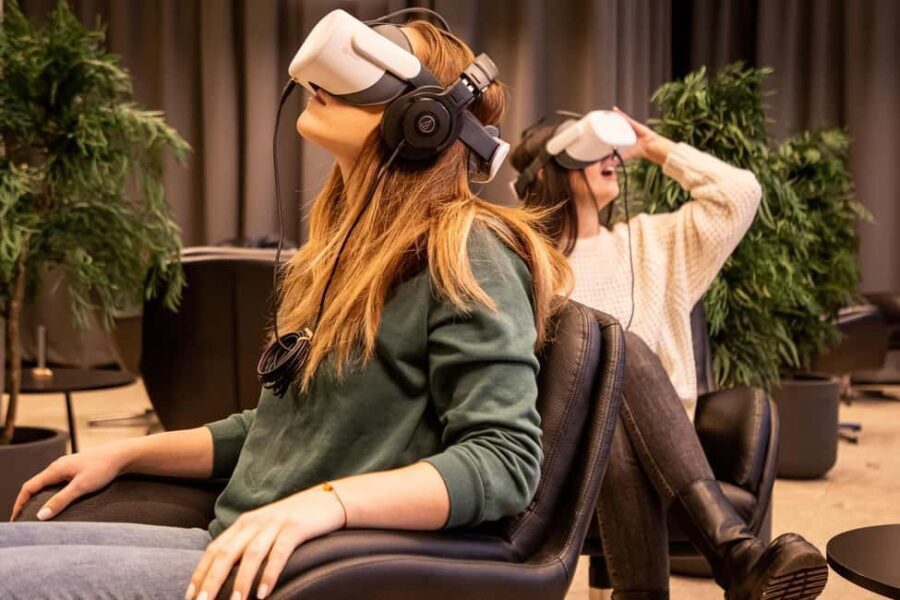 Zagreb: VR 3D Immersive Film Experience - Voucher - The Experience: A Deep Dive into Zagreb’s VR Cinema