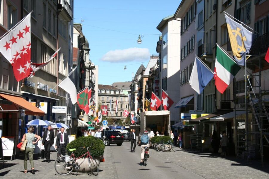 Zurich: Private Walking Tour with a Local Guide - What Reviewers Say