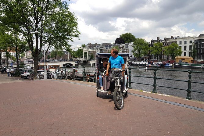 2.5 hours Amsterdam Pedicab Tour - Who Would Love This Tour?