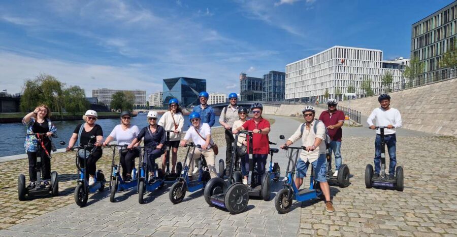 3-H Munich: Top Sights E-Scooter Tour with Local Guide - Who Will Love This Tour?
