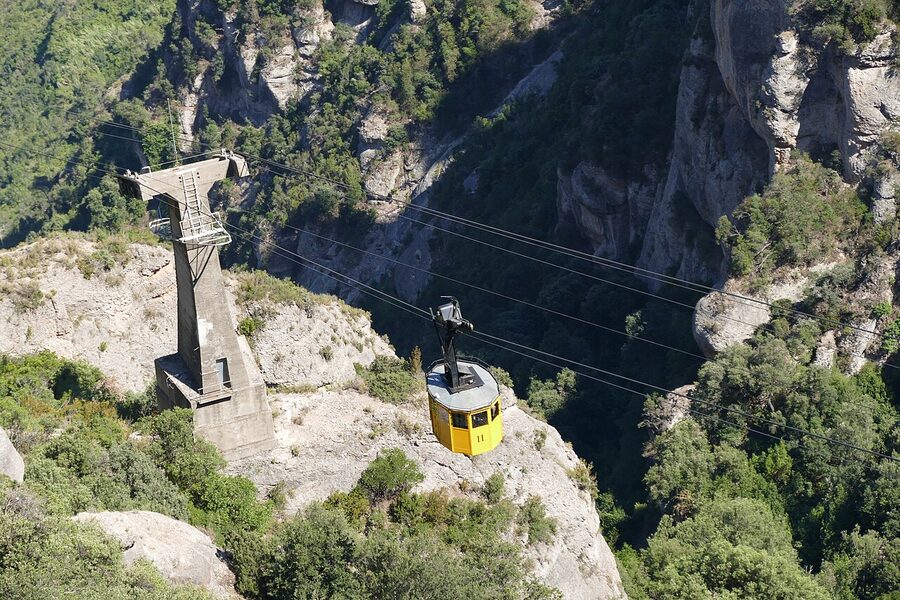 Aeri de Montserrat gondola climbing the cliff