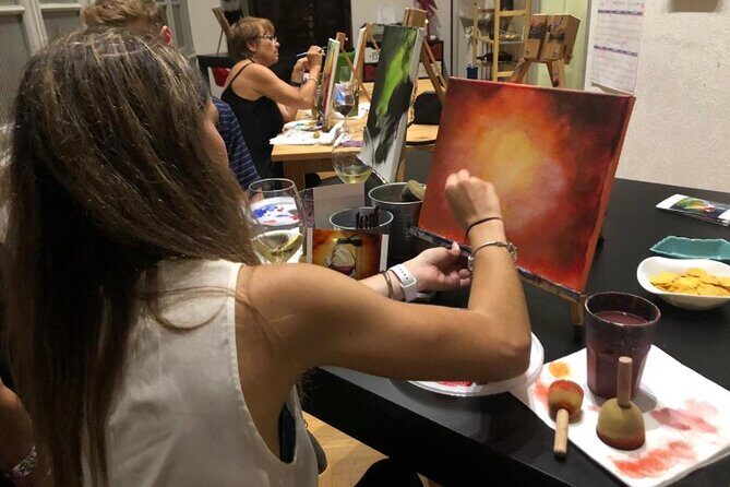 Afternoon Paint & Sip Experience in Piazza Navona - The Setting: A 17th-Century Roman Palazza