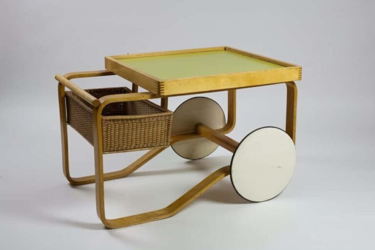 Aino and Alvar Aalto Exhibition Entry Ticket - Who Should Consider This Experience?
