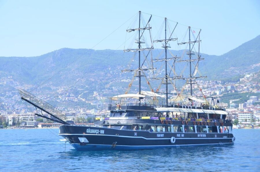 Alanya: Pirate Boat Trip with Optional Pick Up and Lunch - The Ride and Activities