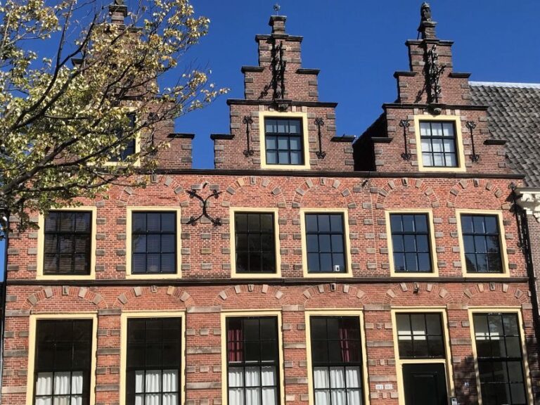 Alkmaar: Small Group City Walking Tour *English* - Why Is This Tour a Great Choice?