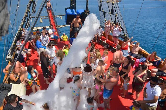 All Inclusive Alanya Pirate Boat Tour with Lunch and Drinks - The Experience on Board