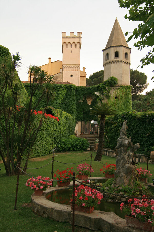 Villa Cimbrone in Ravello with statues and garden