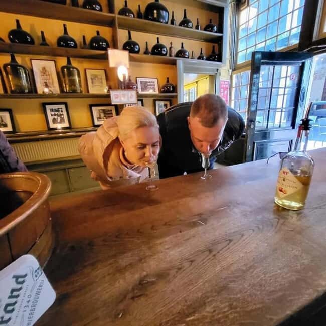 Amsterdam: Food Walking Tour - Authenticity and Guide Expertise