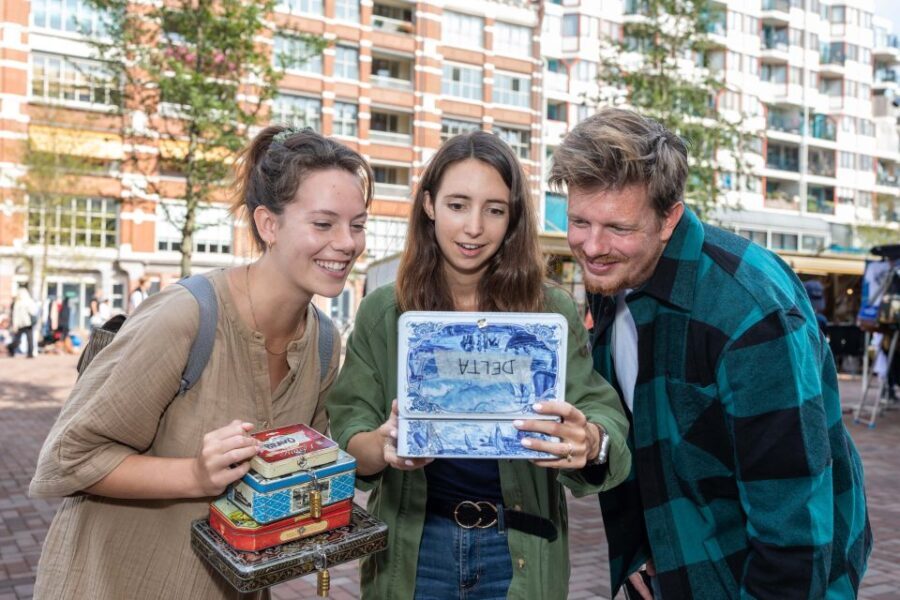 Amsterdam: "Operation 45 " Treasure Hunt Walking Tour - Authentic Insights from Participants