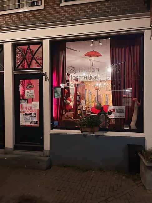 Amsterdam: Red Light District Tour in German/English for groups of 4 or more - What Makes This Tour Stand Out?