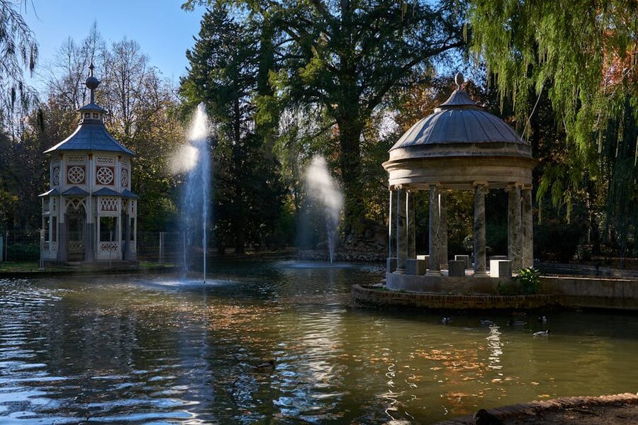 Aranjuez garden along the Tagus river