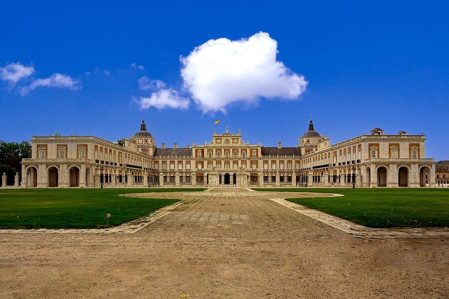 Royal Palace of Aranjuez with garden in foreground