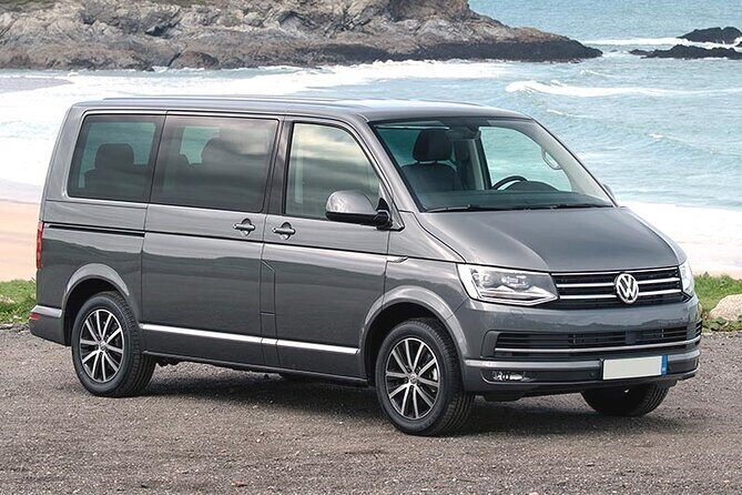 Arrival Transfer from Barcelona Airport BCN to Barcelona in Private Car/Van - The Experience of Your Arrival