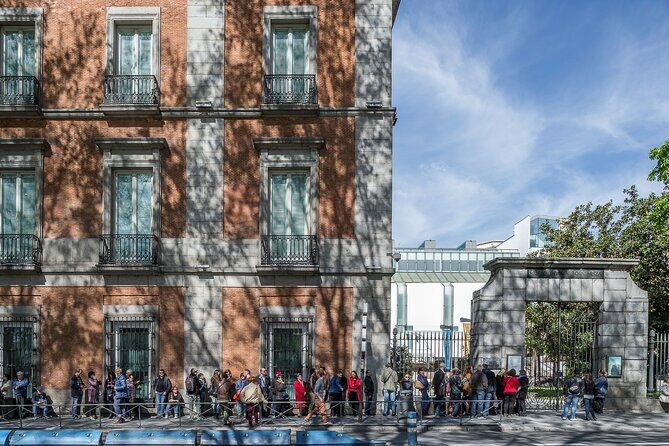 Art & Lunch Experience: Thyssen Museum Tour & Lunch - The Lunch Experience: Relaxing and Well-Curated