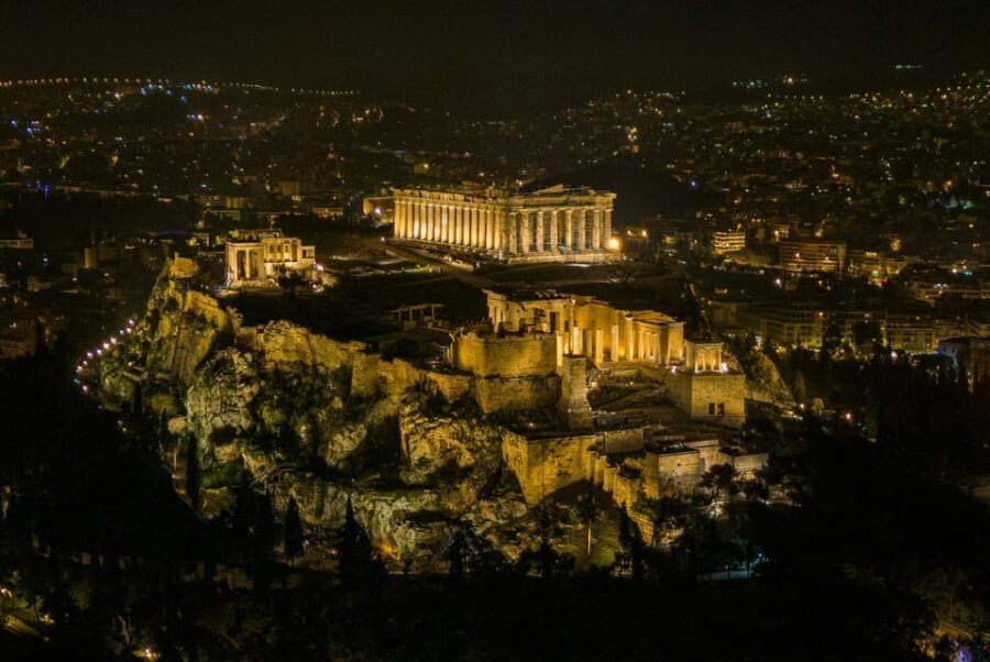 Athens and Piraeus: Private Night Tour - An In-Depth Look at the Athens and Piraeus Private Night Tour
