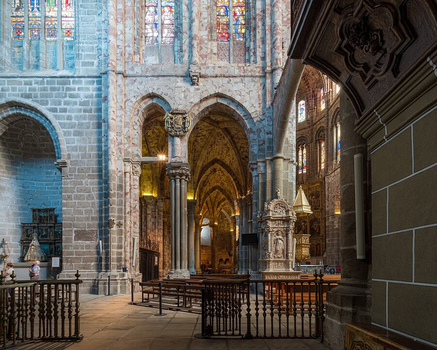 Interior nave of Avila Cathedral with Gothic vaulting