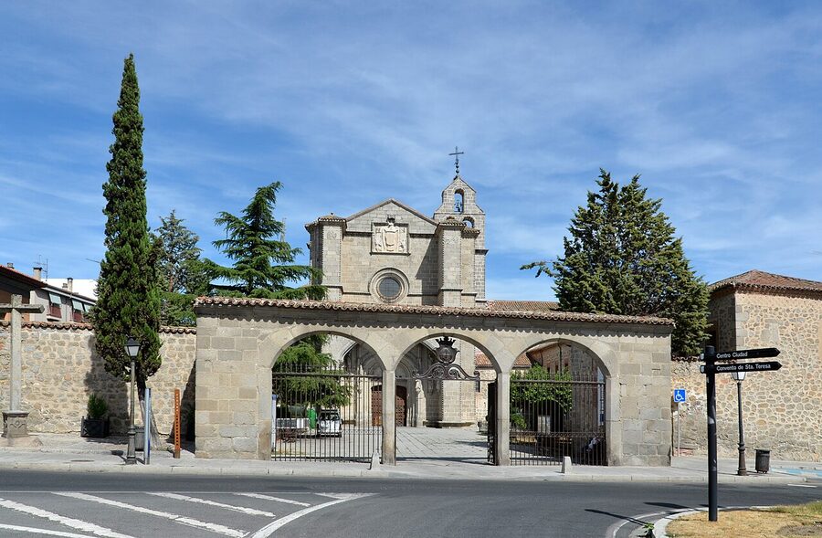 Real Monasterio de Santo Tomas Avila exterior