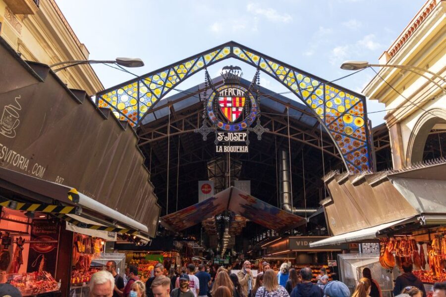 Barcelona: Gothic Quarter & La Sagrada Familia Private Tour - The Value of a Private Tour
