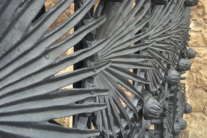 Barcelona Half-day Tour With Local Driver-guide - What Travelers Say About This Tour