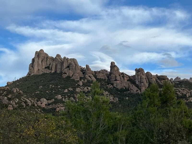 Barcelona: Montserrat afternoon tour, easy hike & boys choir - Additional Practical Details